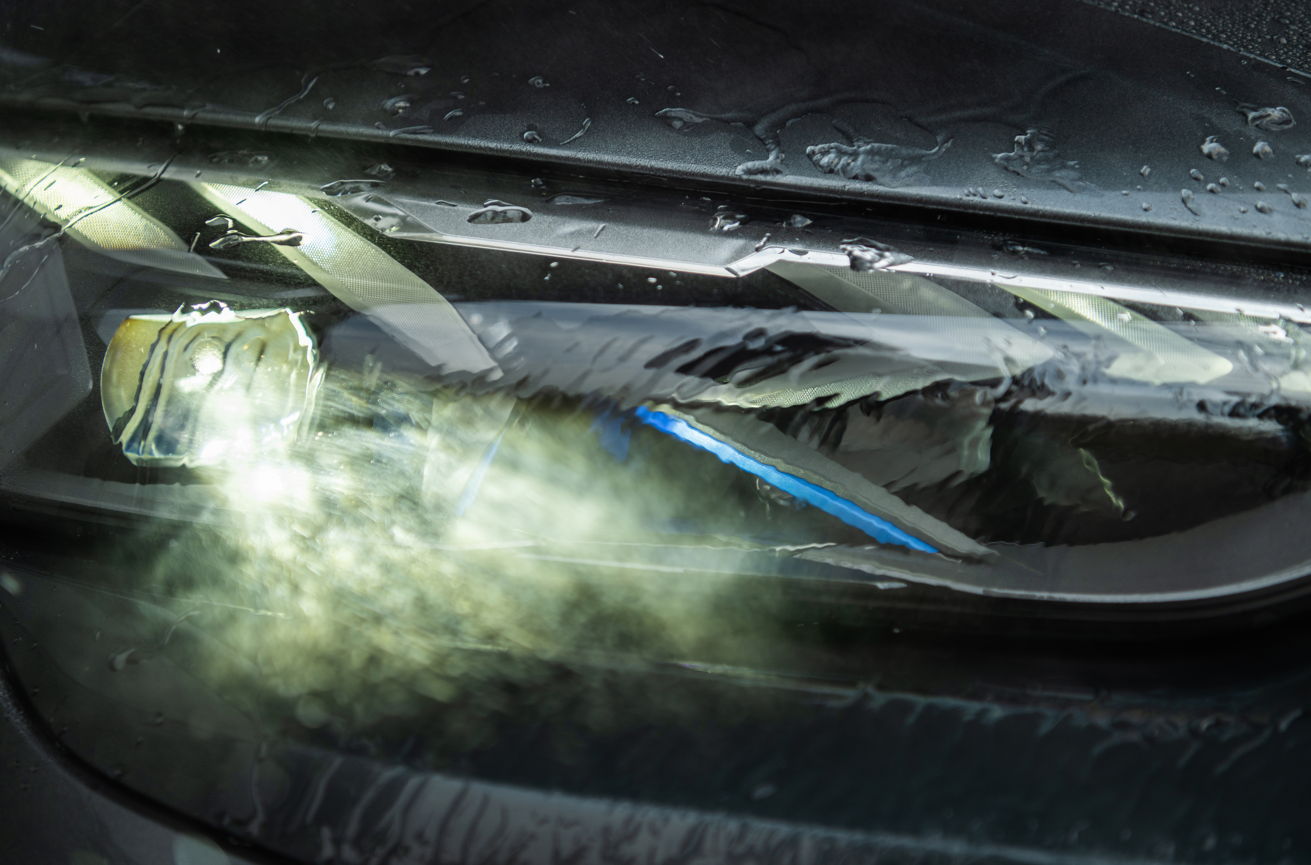 Fari a led, fari allo xeno o laser? Caratteristiche e tipologie dei ...